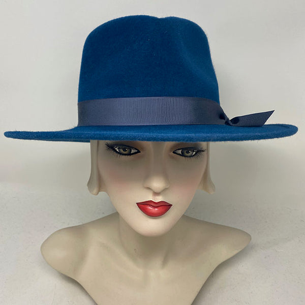 Cleo – Lilliput Hats
