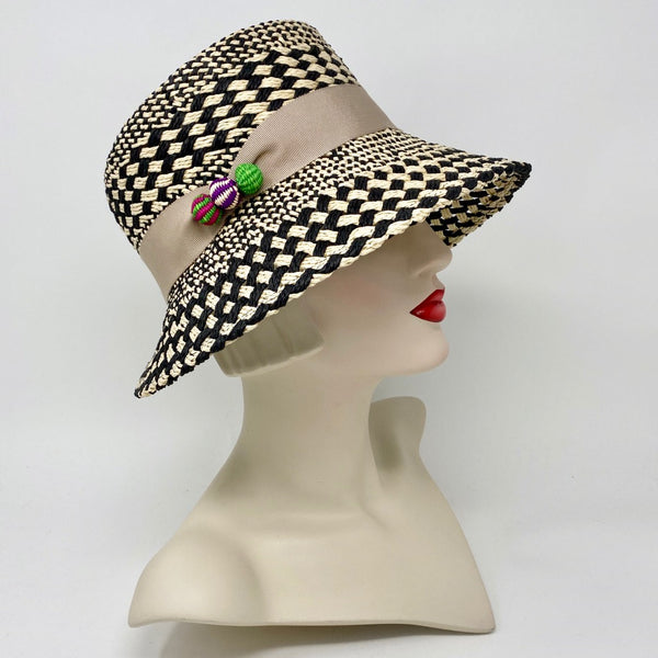 Janine – Lilliput Hats